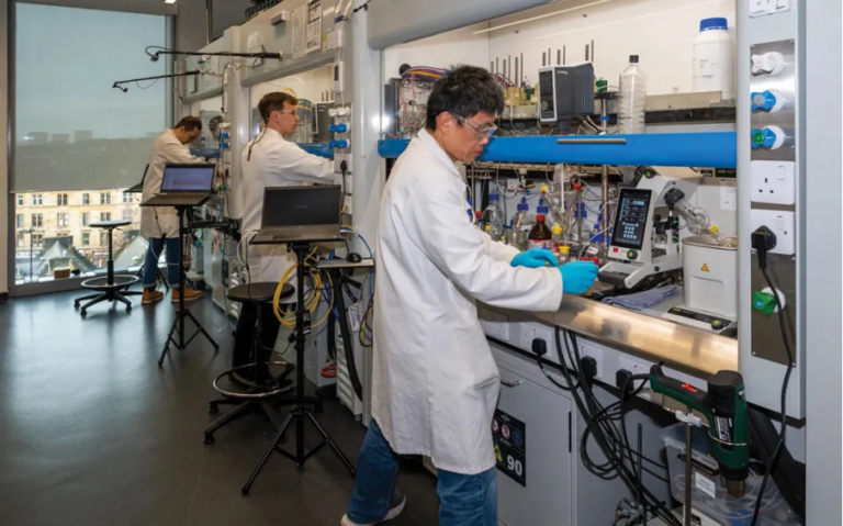 Modular Chemical Robot Farms for Chemistry - Innovate UK Business Connect